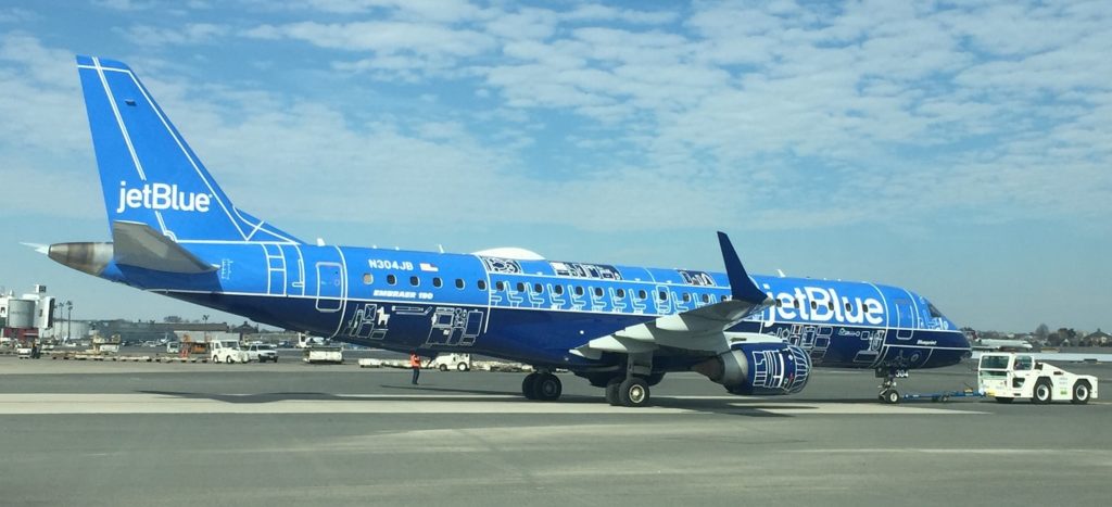Two new paint jobs join the JetBlue fleet - Wandering Aramean